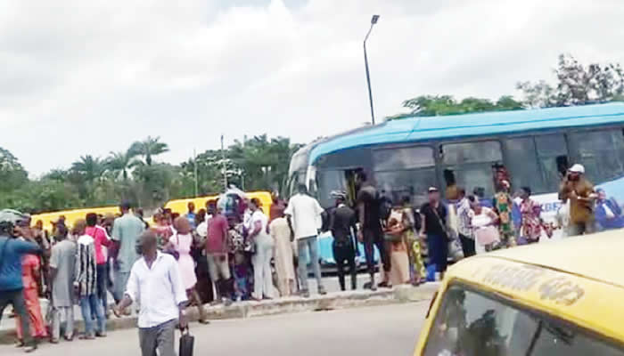 BRT Bus Driver Flees After Hitting Air Force Officer In Lagos | Obaland ...